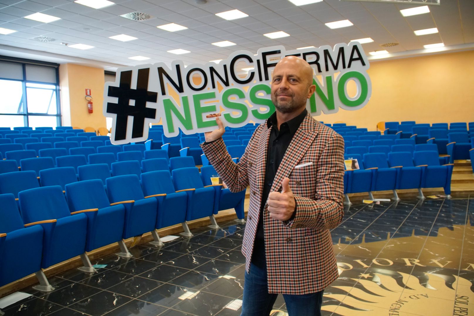 CASSINO - Non ci ferma nessuno: Luca Abete all'Università con Rosolino ...
