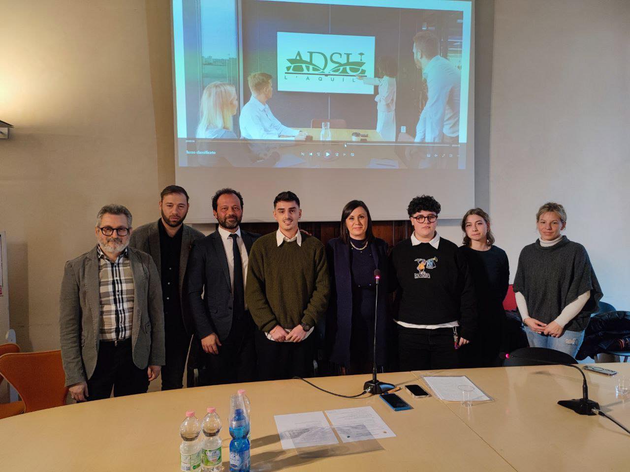 𝐒𝐎𝐑𝐀 - 𝐑𝐞𝐚𝐥𝐢𝐳𝐳𝐚 𝐢𝐥 𝐧𝐮𝐨𝐯𝐨 𝐥𝐨𝐠𝐨 𝐝𝐞𝐥𝐥'𝐀𝐃𝐒𝐔 𝐝𝐞𝐥𝐥'𝐀𝐪𝐮𝐢𝐥𝐚: 𝐑𝐢𝐜𝐜𝐚𝐫𝐝𝐨 𝐈𝐧𝐜𝐢𝐭𝐭𝐢 ...