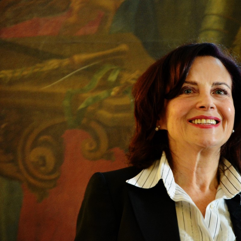 𝐂𝐀𝐒𝐒𝐈𝐍𝐎 - 𝐈𝐥 𝐧𝐮𝐨𝐯𝐨 𝐥𝐢𝐛𝐫𝐨 𝐝𝐞𝐥𝐥𝐚 𝐝𝐨𝐭𝐭𝐨𝐫𝐞𝐬𝐬𝐚 𝐏𝐚𝐜𝐢𝐭𝐭𝐨 𝐩𝐫𝐞𝐬𝐞𝐧𝐭𝐚𝐭𝐨 𝐝𝐨𝐦𝐚𝐧𝐢 𝐢𝐧 ...